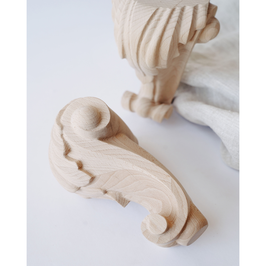 Furniture legs wooden acanthus leaf Flemish scroll hardwood