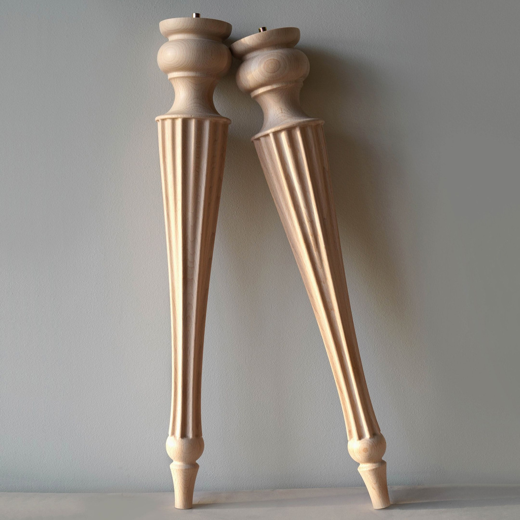 Traditional wooden dining table leg, Carved reeded leg